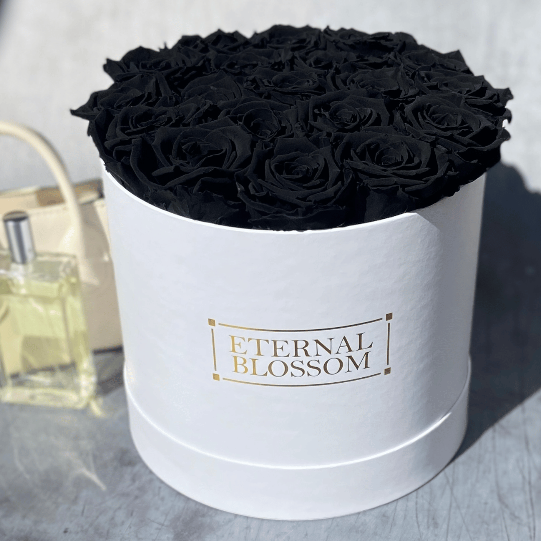 Eternal Blossom | Large Round Rose Box | Infinity Roses Year Lasting ...