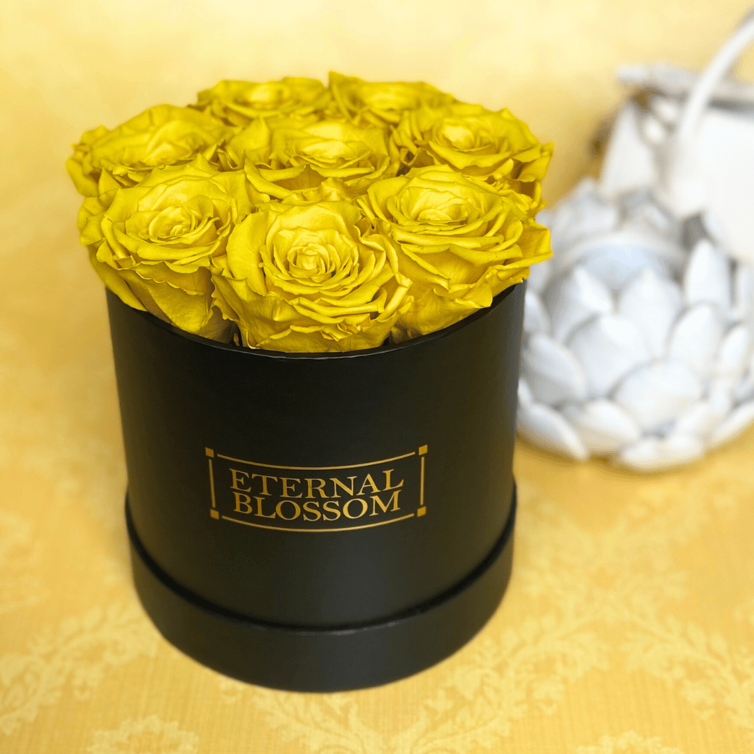 Eternal Blossom | Medium Round Rose Box | Infinity Roses Year Lasting ...